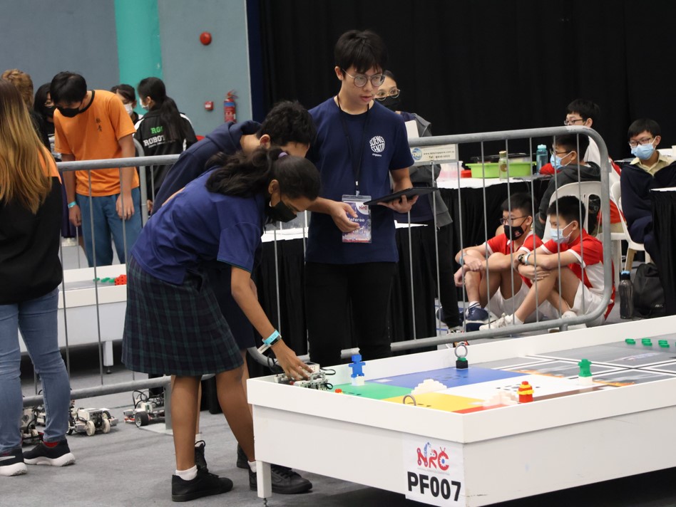 Tinkering and Robotics Club